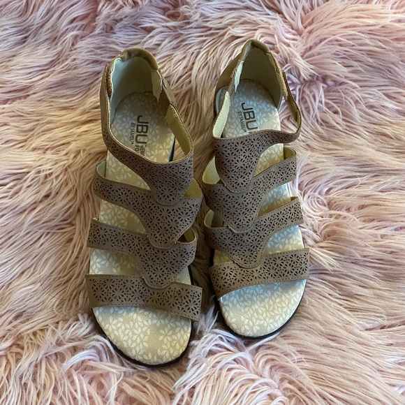 Shoes | Jbu Bianca Wedge Sandals Brown Size 8 | Poshmark